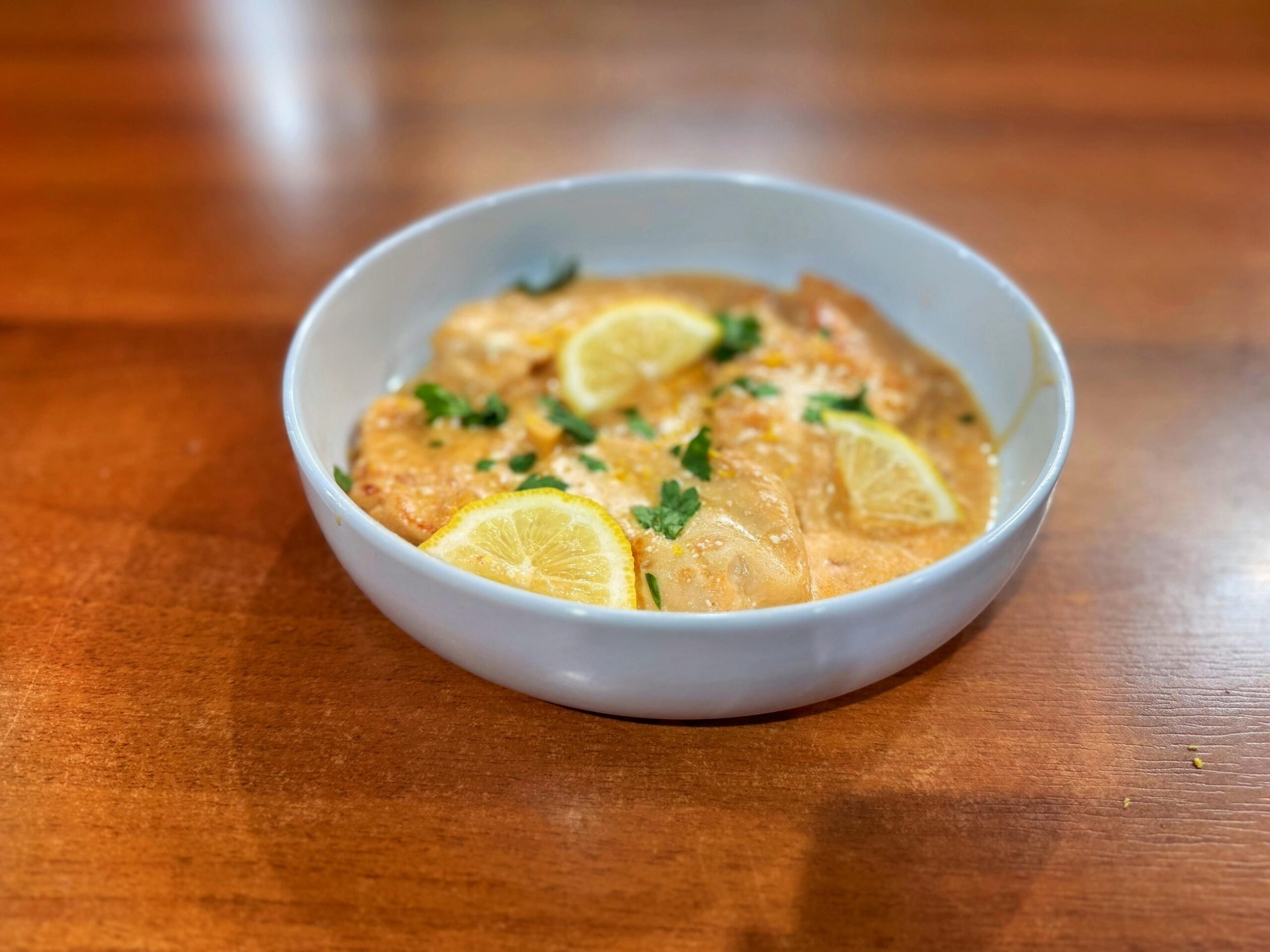 Gjoks pule me kos dhe xhinxher | Gazeta Shqip