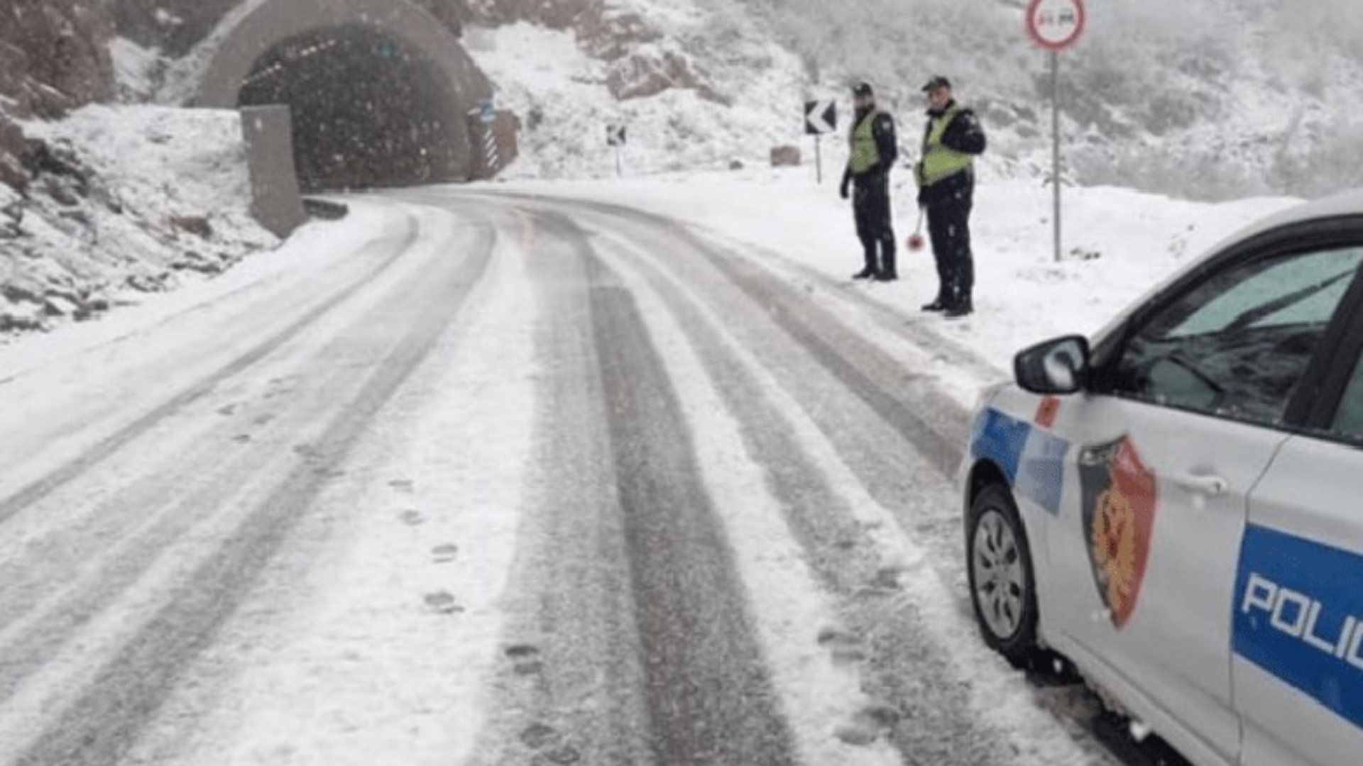 Kujdes në rrugë! Eksperti i aksidenteve rrugore këshilla për udhëtimet ...