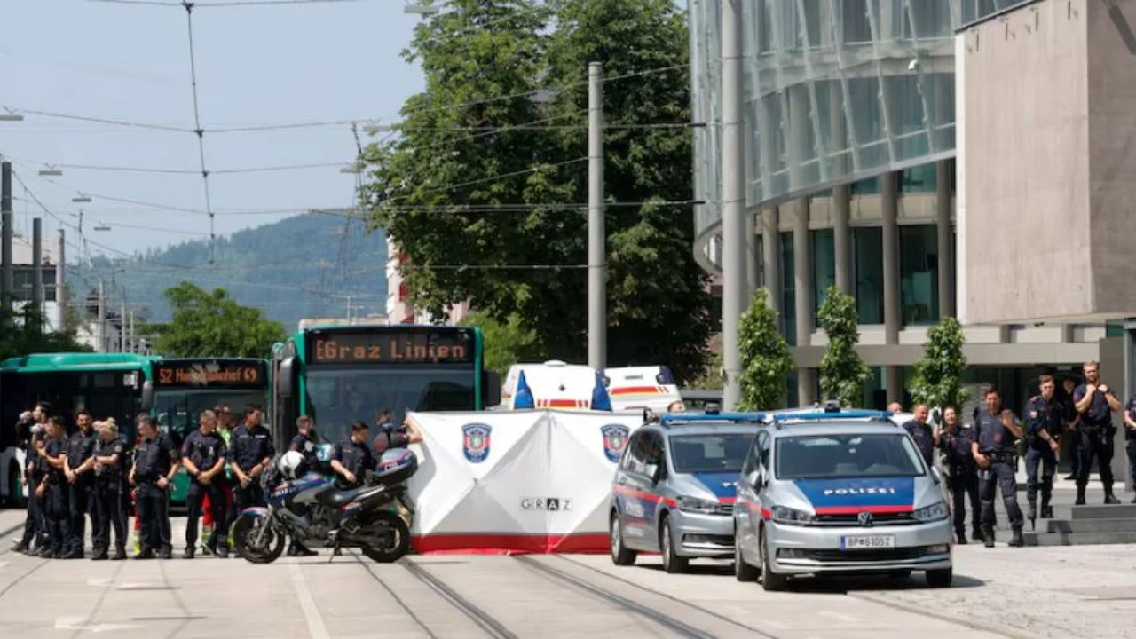 FOTO/ Tragjedia me 10 të vdekur! Kjo është 15-vjeçarja shqiptare e ...