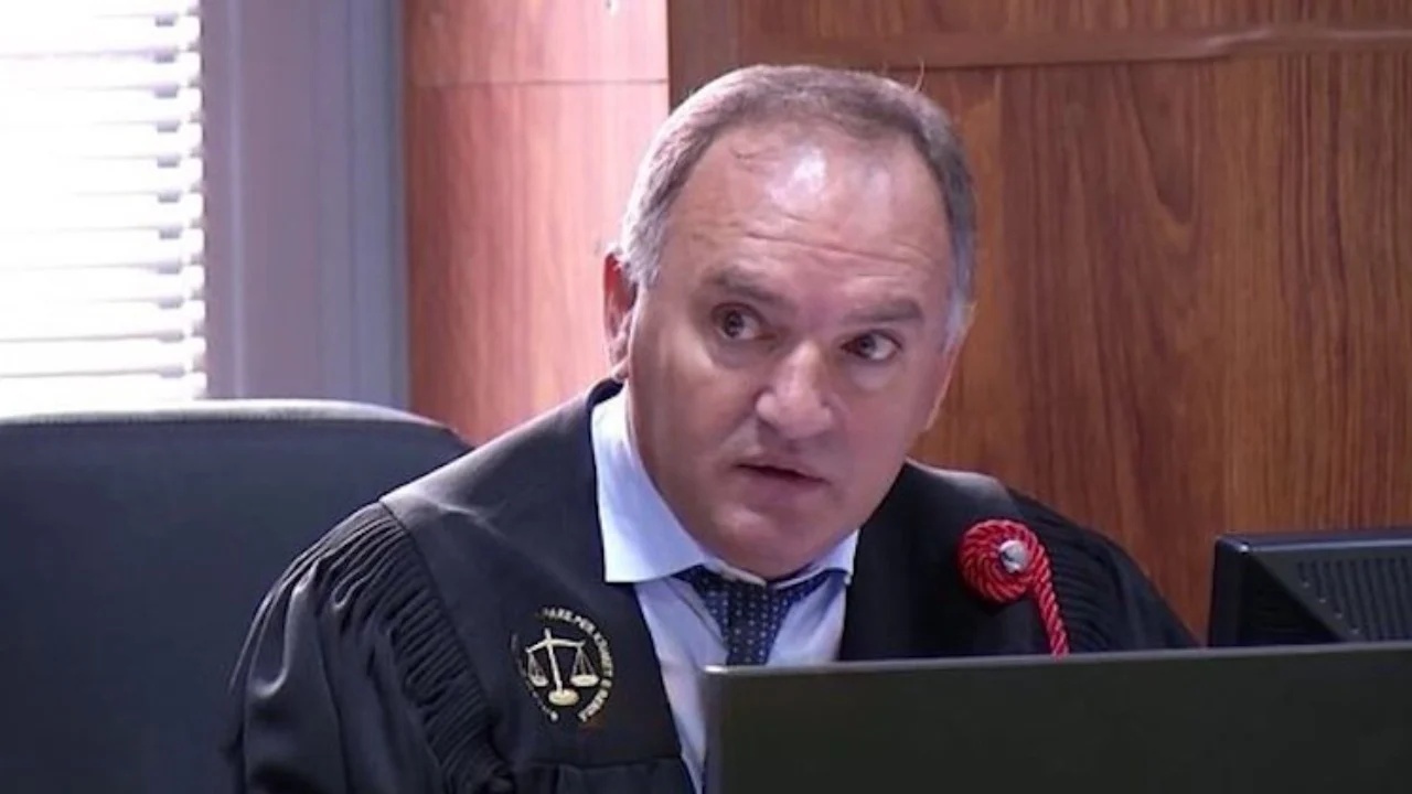 Sot iu vra i biri 28-vjeçar/ Kush është ish-gjyqtari Fran Prendi, dha ...