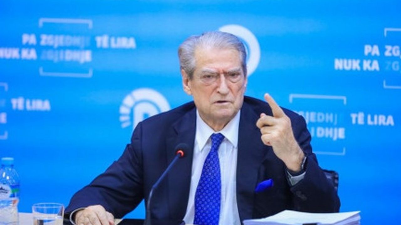 A i shpëton Berisha burgut? Analisti bën deklaratën e PAPRITUR: Për ... A i shpëton Berisha burgut? Analisti bën deklaratën e PAPRITUR: Për ...