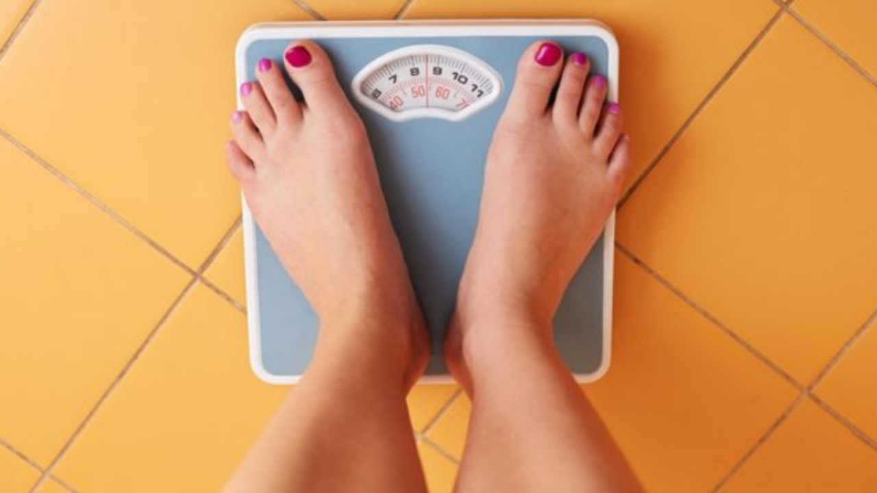 Pse gratë shtojnë peshë gjatë menopauzës? | Gazeta Shqip