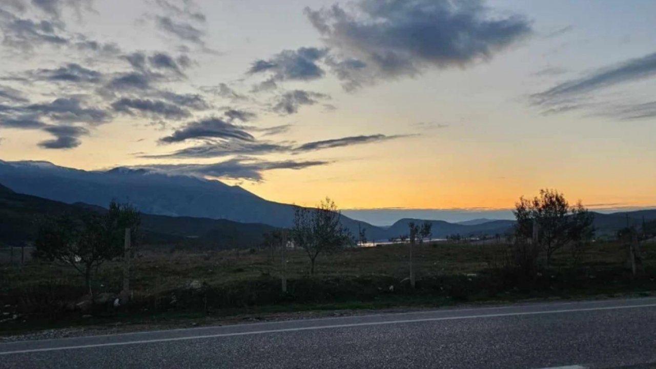 Parashikimi i motit për sot/ Temperatura të larta dhe kushte ...