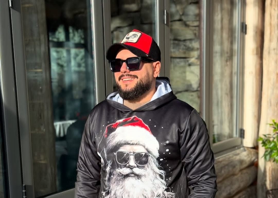 Nga kënga e re tek filmi me Dea Vieri, Visjan Ukcenaj tregon planet e ...