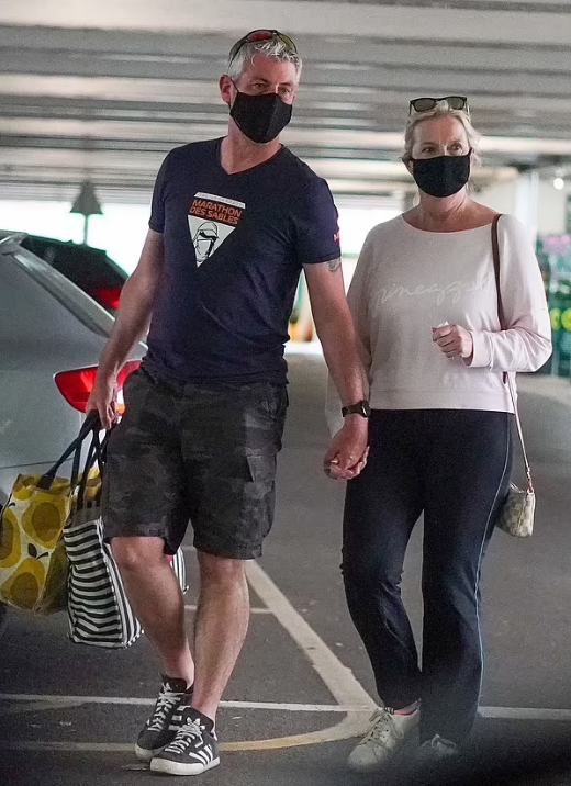 “Ishte një dasmë kaq romantike dhe intime”/ Prezantuesja e motit zbulon ...