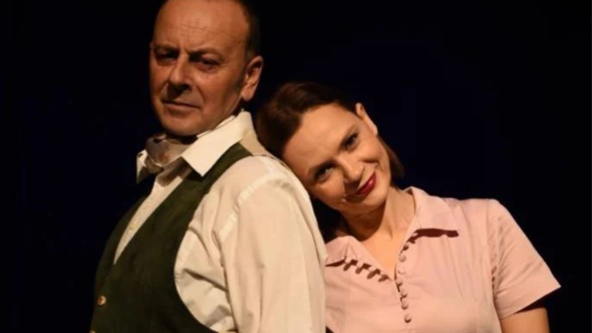 FOTO/ 17 vite martesë, Eni Jani ndan momentet e bukura të dasmës ...