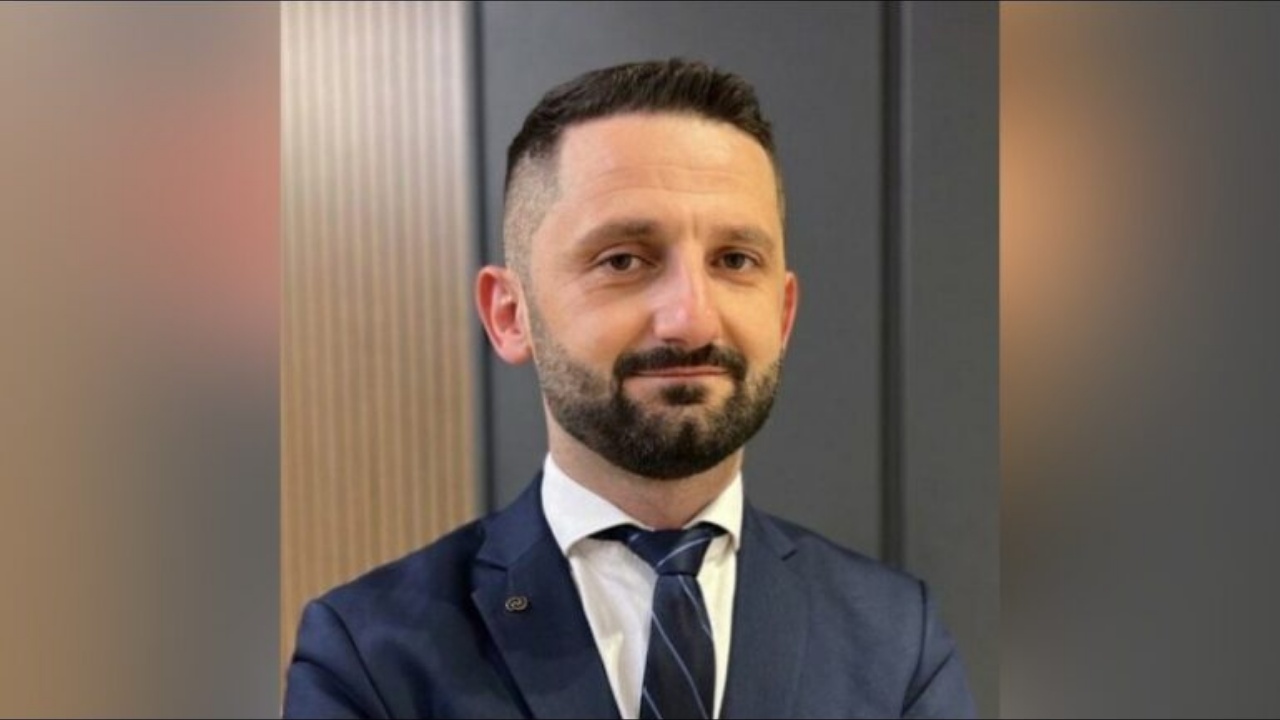 Eksportoi bazën e të dhënave të TIMS, drejtori i IT në Policinë e ...