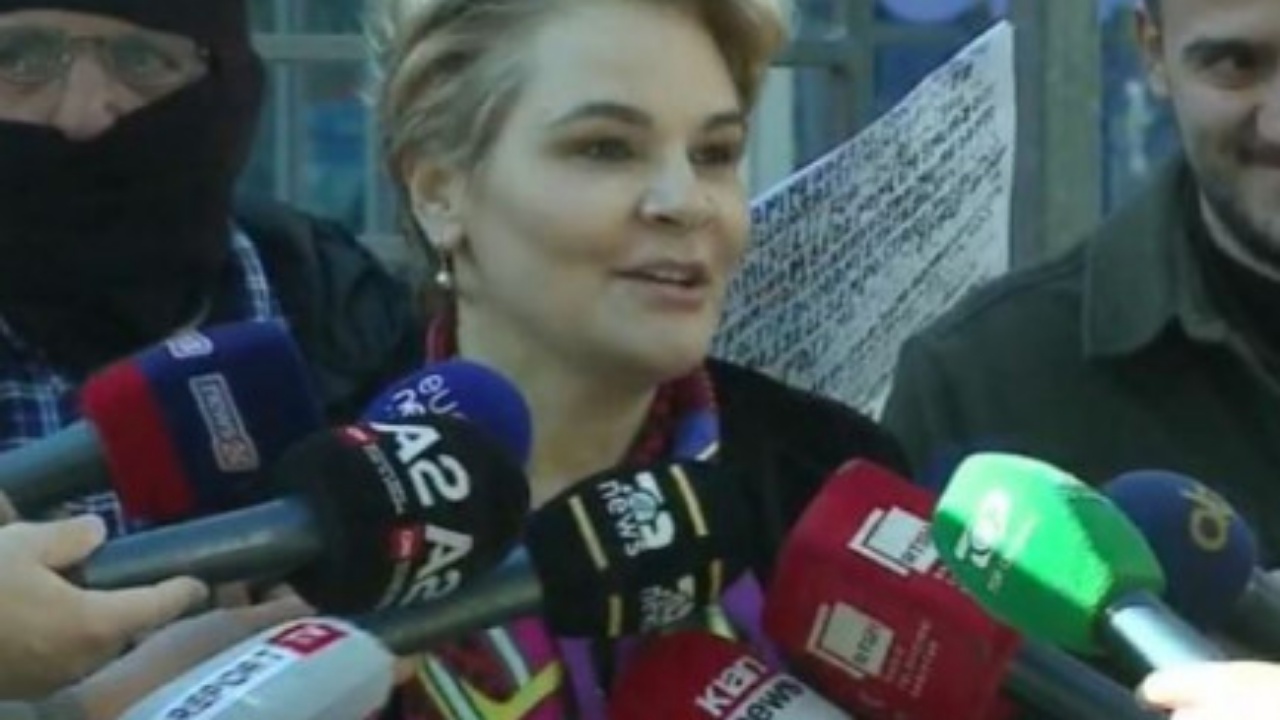 “Kam jetuar gjithmonë me nënën time”/ Monika Kryemadhi: Në shtatzëninë ...