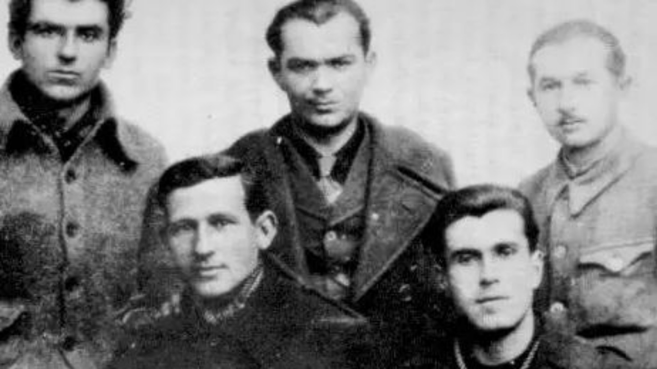 “Po ta dinte se Shqipëria do vendosej nën diktaturën komuniste të Enver ... “Po ta dinte se Shqipëria do vendosej nën diktaturën komuniste të Enver ...