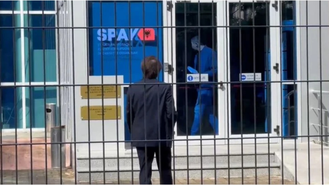Ish-këshilltari i Ilir Metës paraqitet në SPAK | Gazeta Shqip Ish-këshilltari i Ilir Metës paraqitet në SPAK | Gazeta Shqip